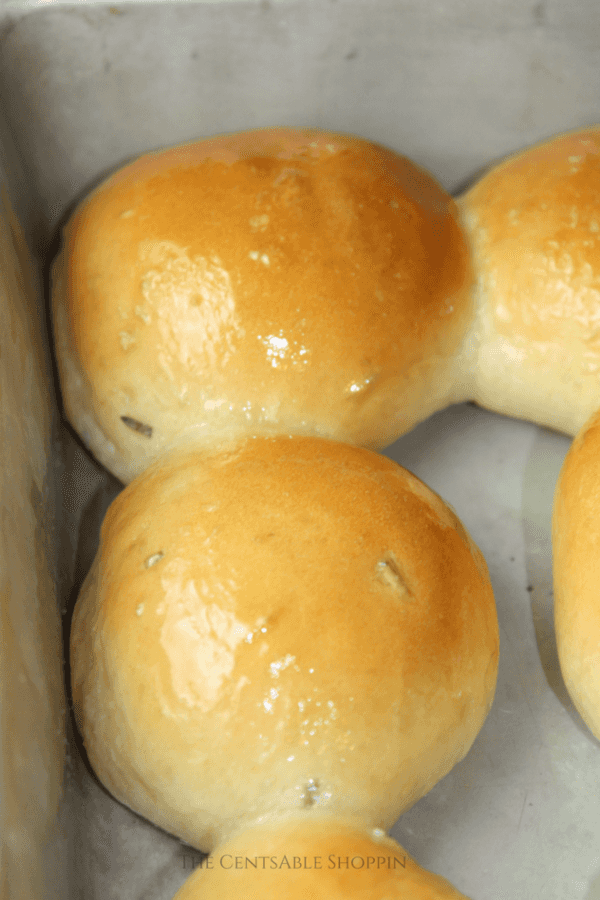 Rosemary Sea Salt Dinner Rolls | The CentsAble Shoppin