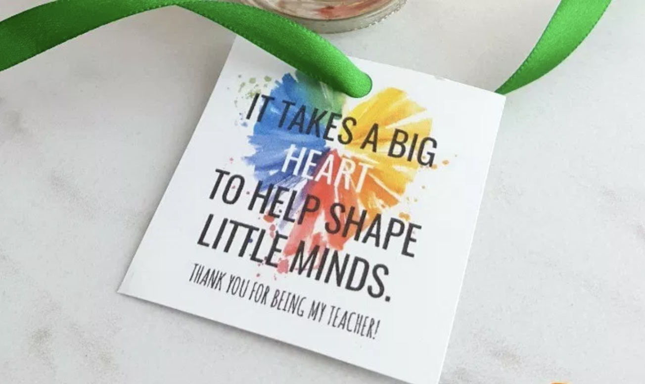 Big Heart Teacher Gift Tag | The CentsAble Shoppin