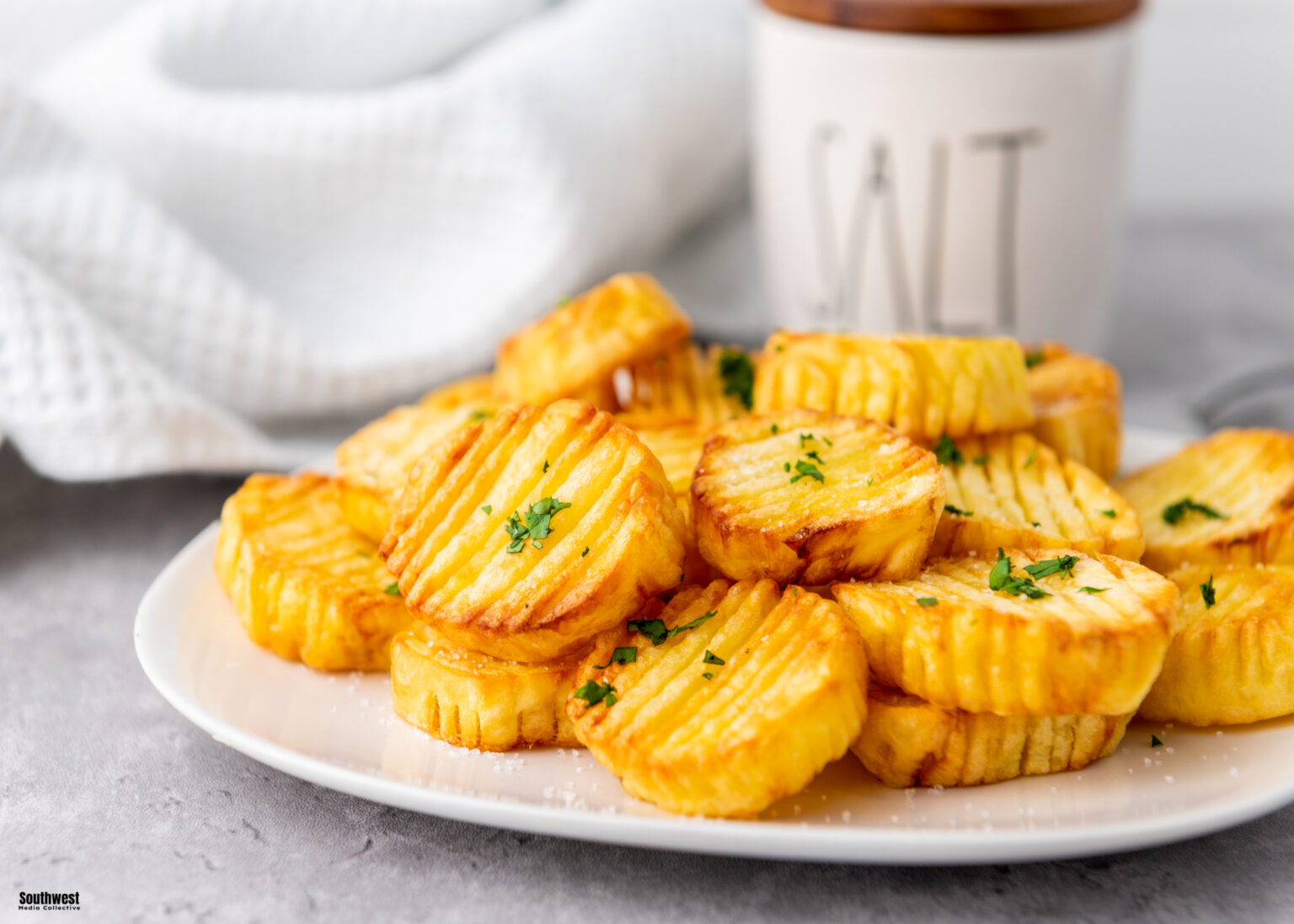 Air Fryer Accordion Potatoes | The CentsAble Shoppin